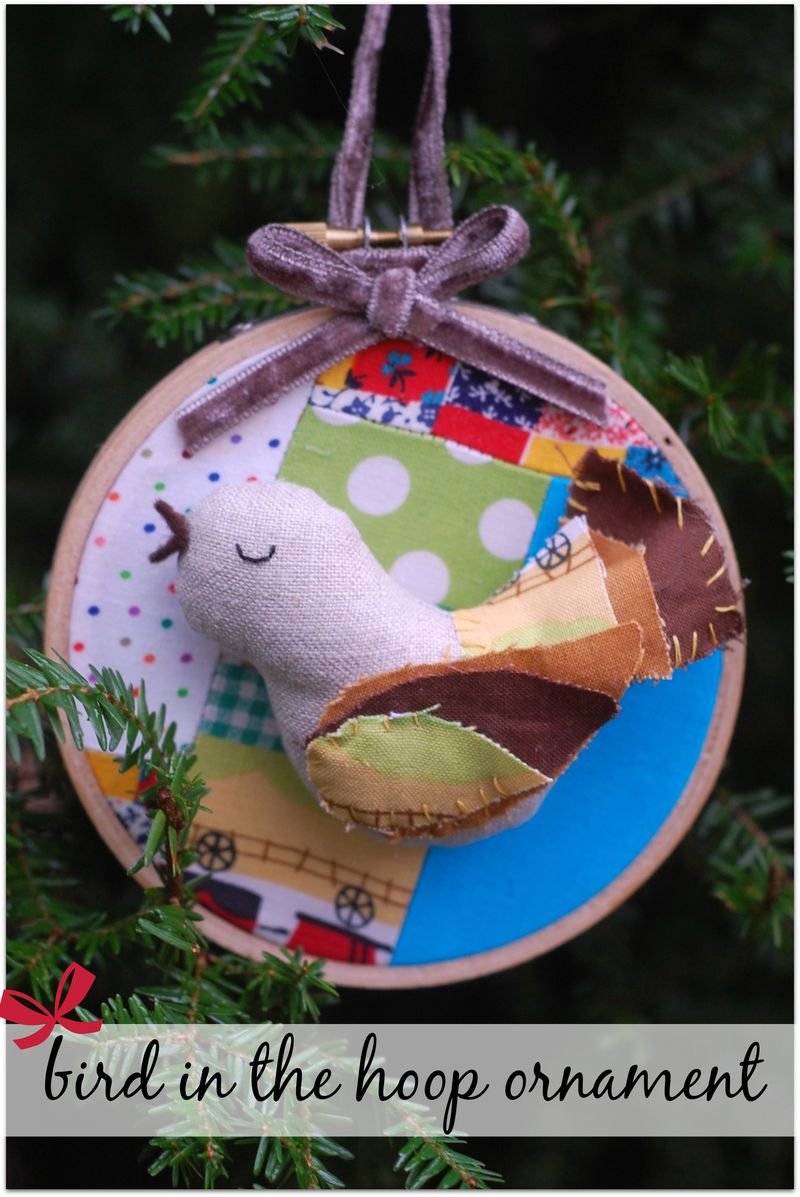 Free Pattern: Bird Ornaments for the Holidays - whileshenaps.com