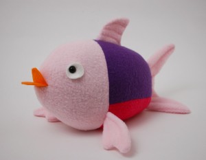 Penny the Fish: A Free Pattern - whileshenaps.com